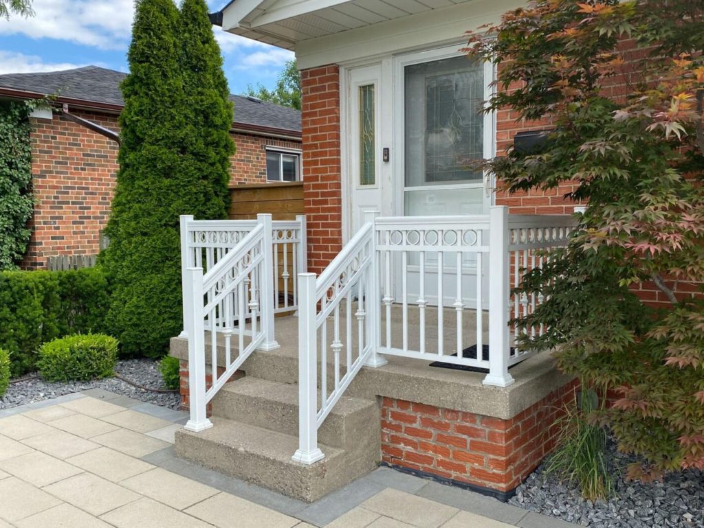White Aluminum Railing at Terrace Aluminum Railings