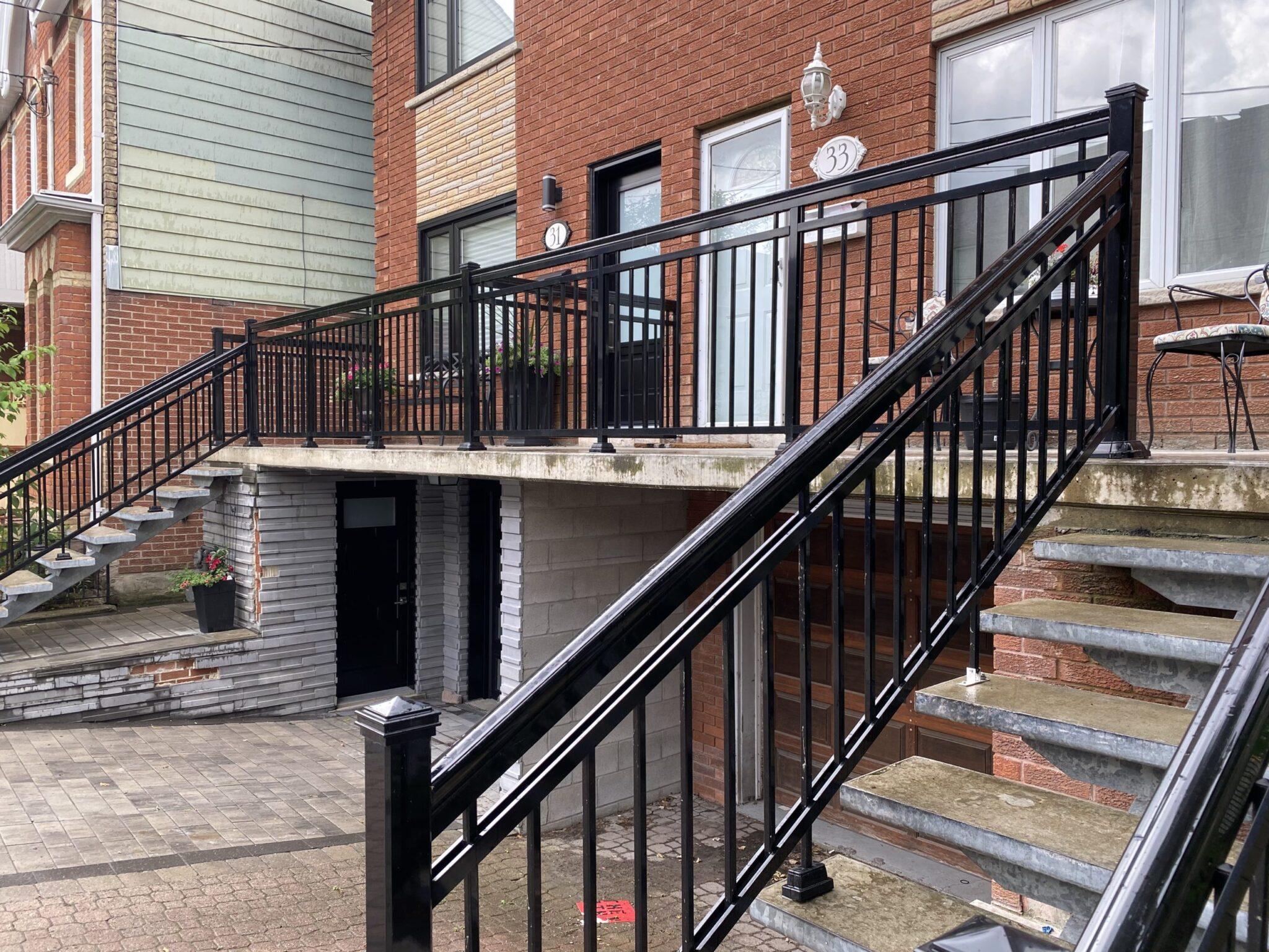 Professional Front Porch Railings in Hamilton | Terrace Aluminum Railings