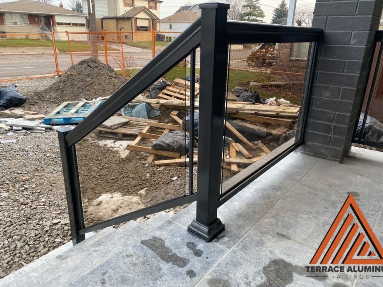 ALUMINUM AND GLASS RAILINGS - Terrace Aluminum Railings