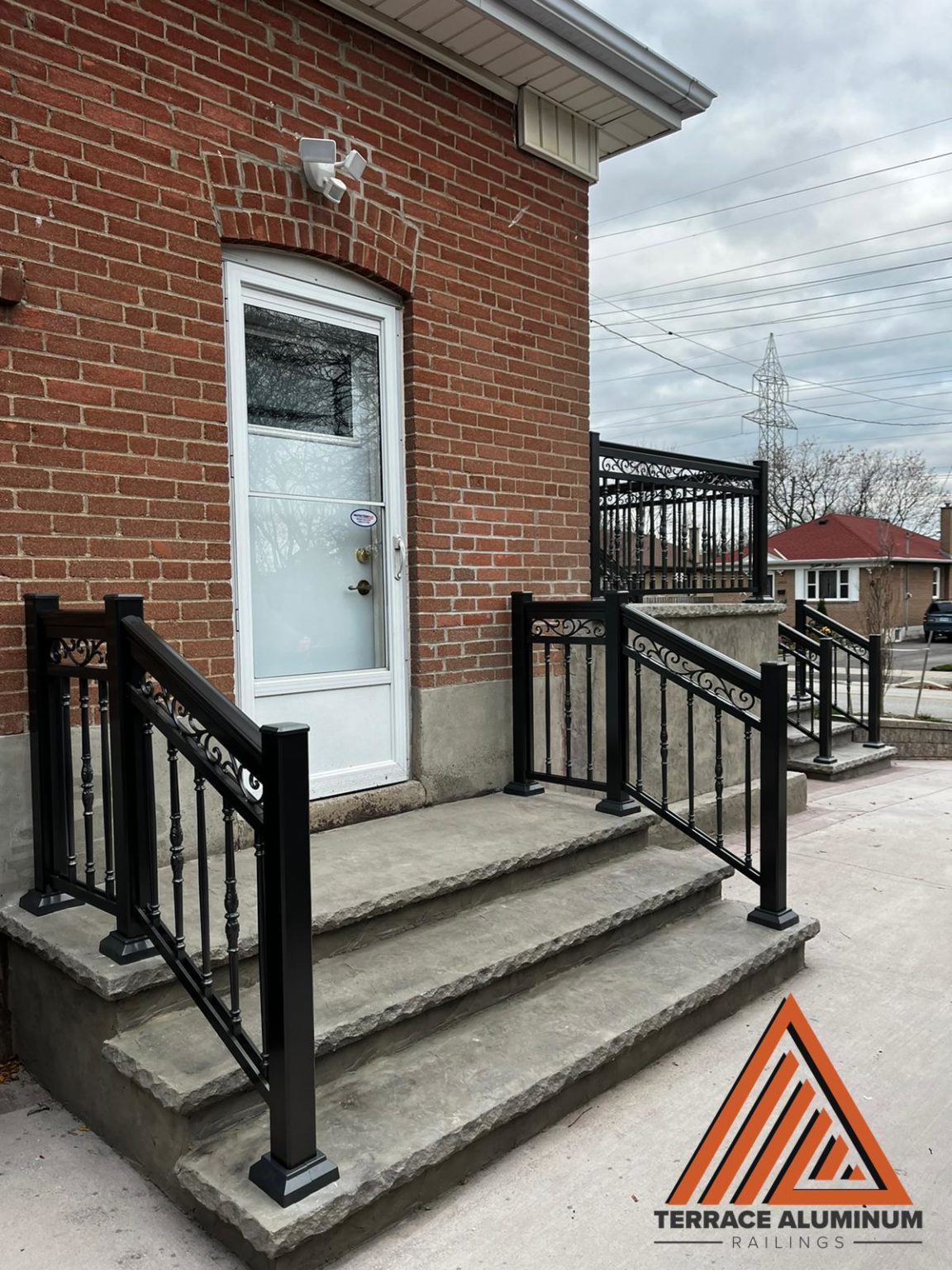 ALUMINIUM RAILINGS - Terrace Aluminum Railings