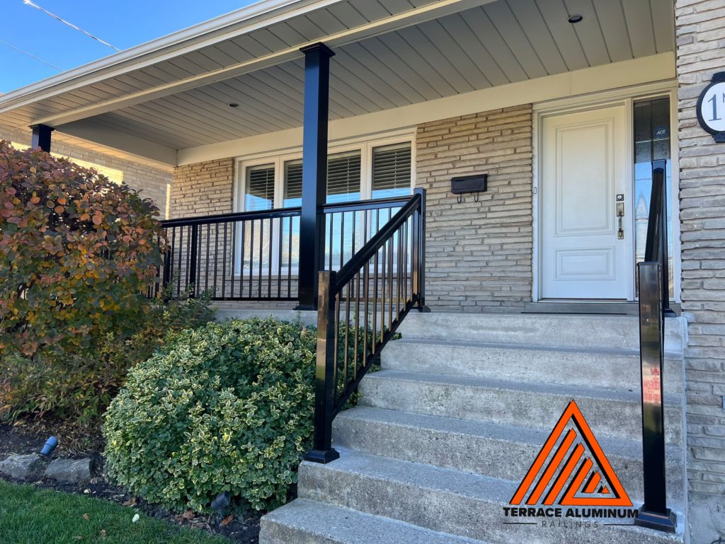 BLACK ALUMINUM RAILING - Terrace Aluminum Railings